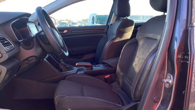 Renault Megane Occasion Berline à Concarneau 29 74250 Km Pour 14500