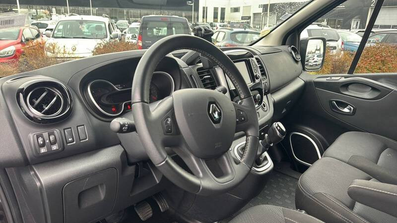 Renault Trafic occasion à l'achat à VERSAILLES 78 année 2020 - annonce ...