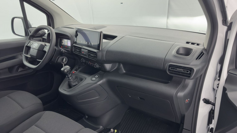 Proace Proace city Medium 1.5L 100 D-4D Start occasion annonce à SAINT-GREGOIRE année 2024 ...